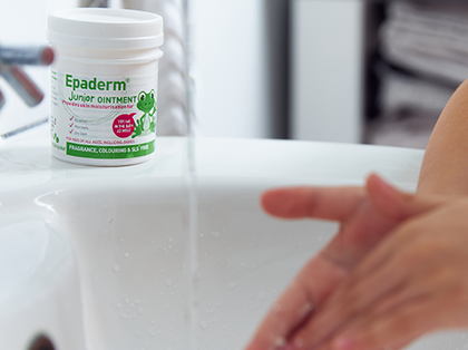 How to Use Epaderm